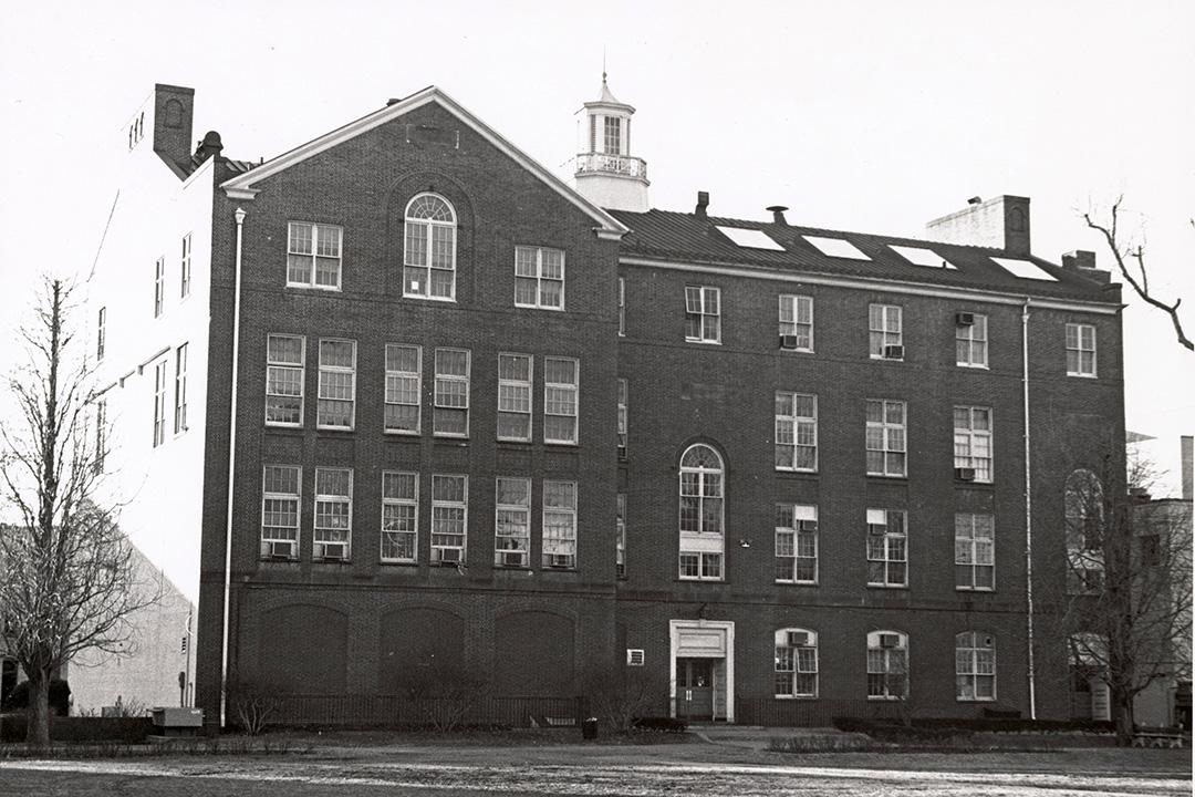 A Century of Discovery: Corcoran Hall Marks 100 Years of Science ...